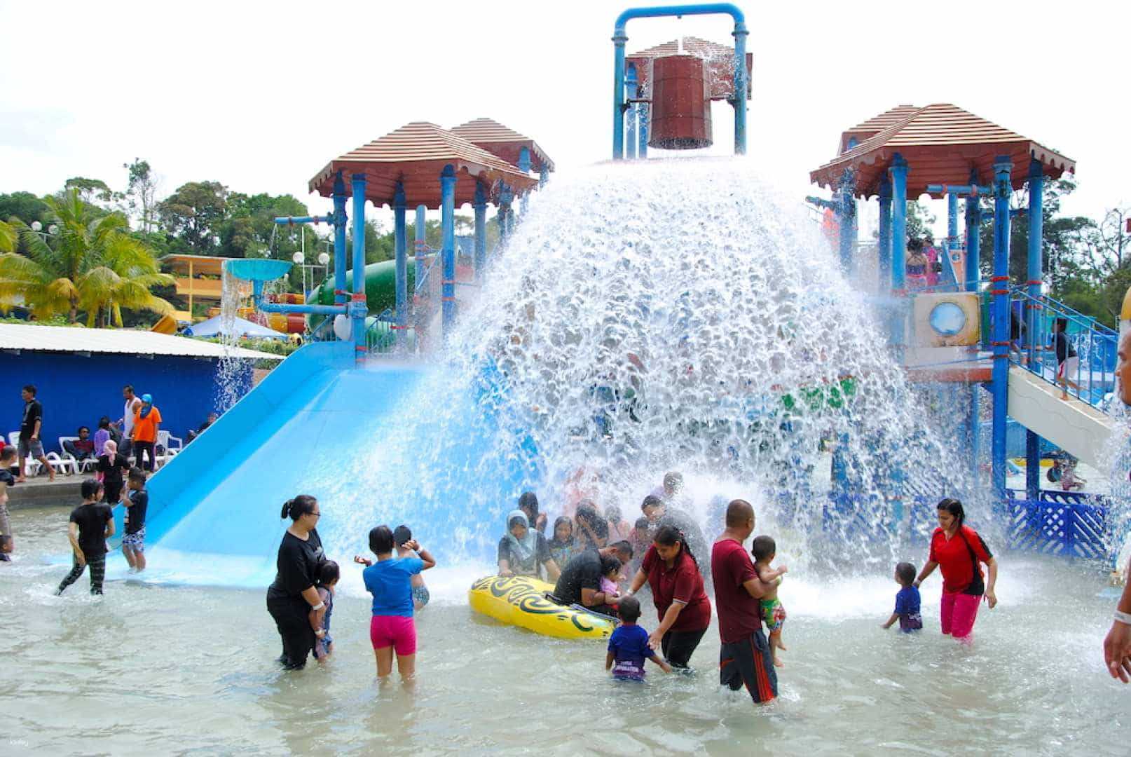 Melaka Wonderland Theme Park Ticket & Price